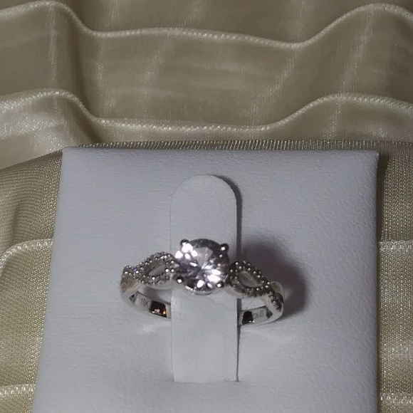 Jewelry | Miadora 1k Engagement Ring | Poshmark